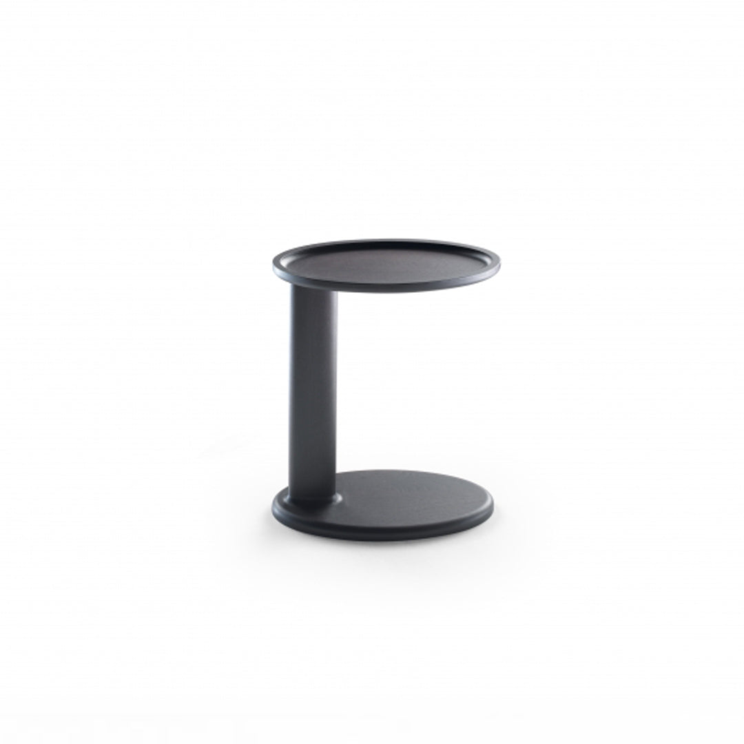 Oliver side table – Studio Italia