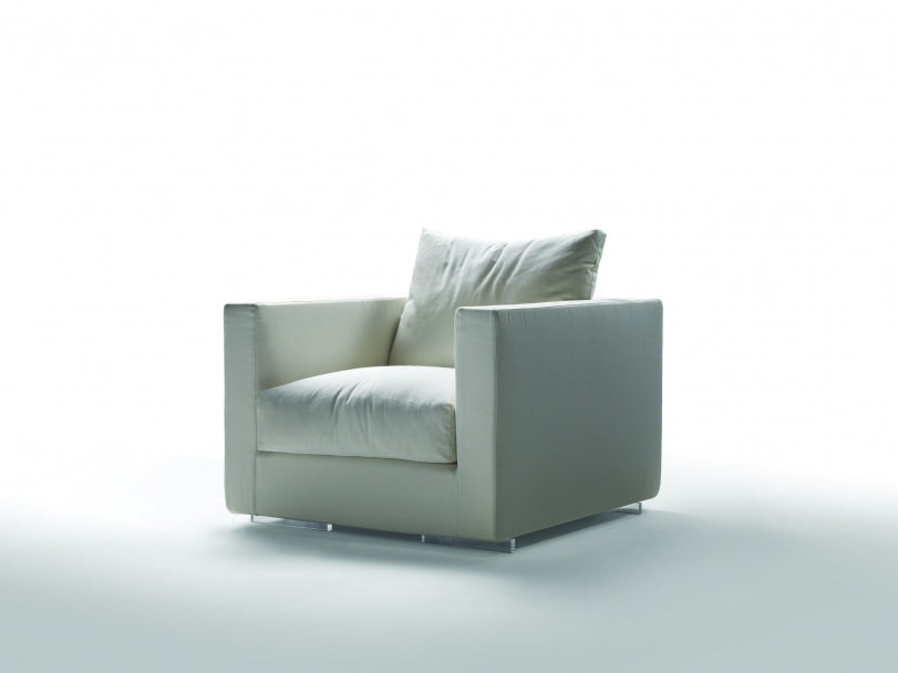 Magnum armchair – Studio Italia