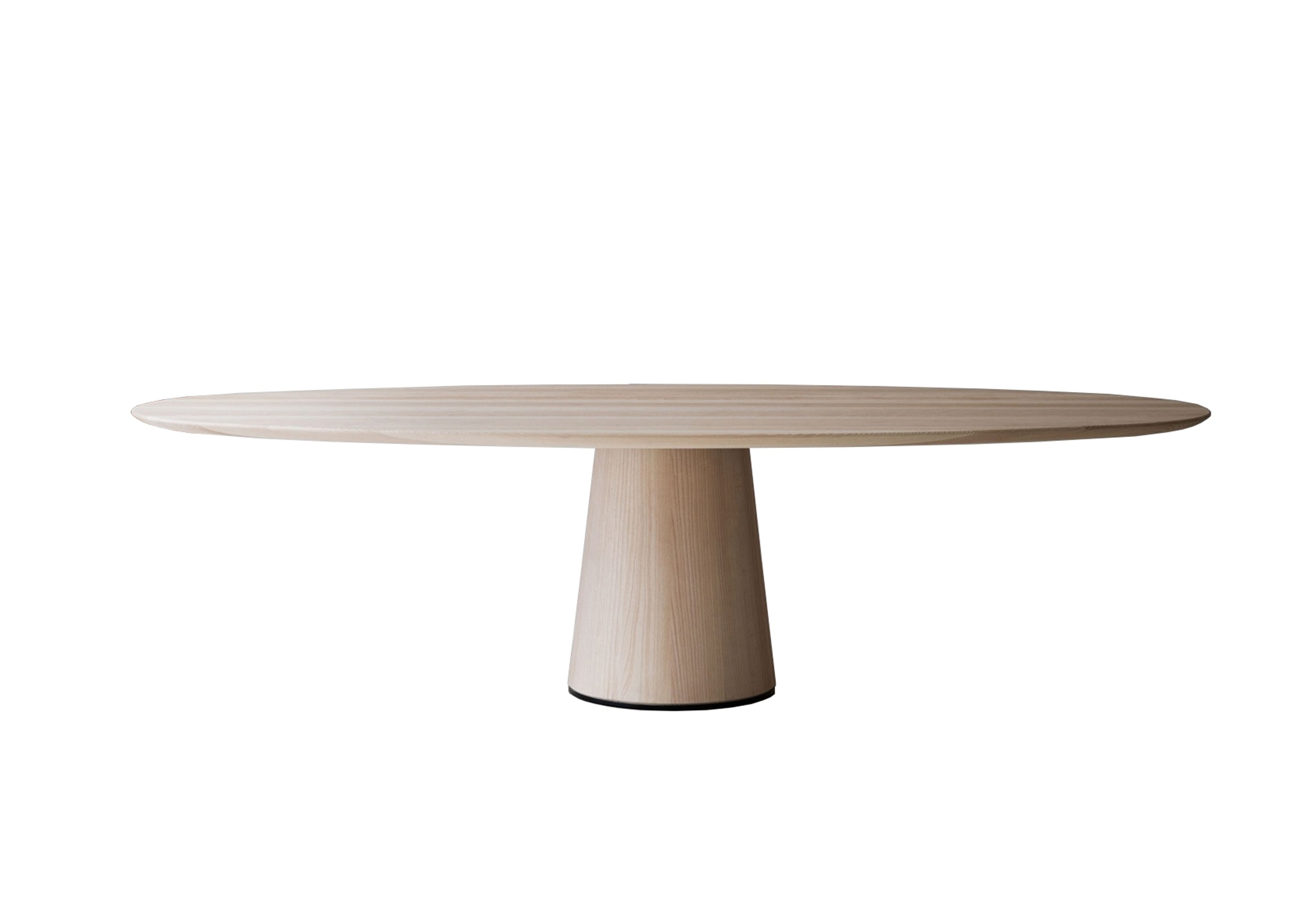 Materic dining table – Studio Italia