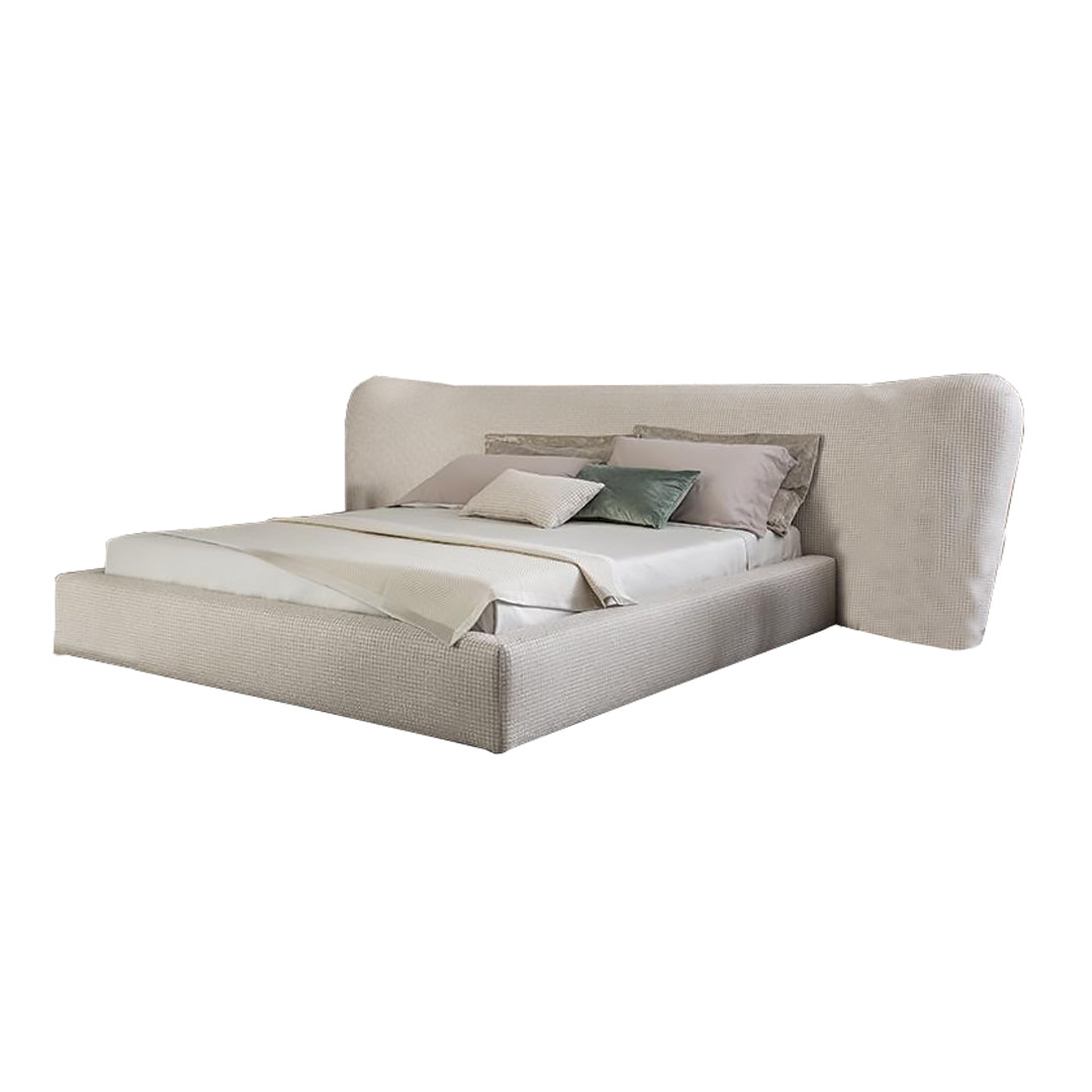 Royale bed – Studio Italia
